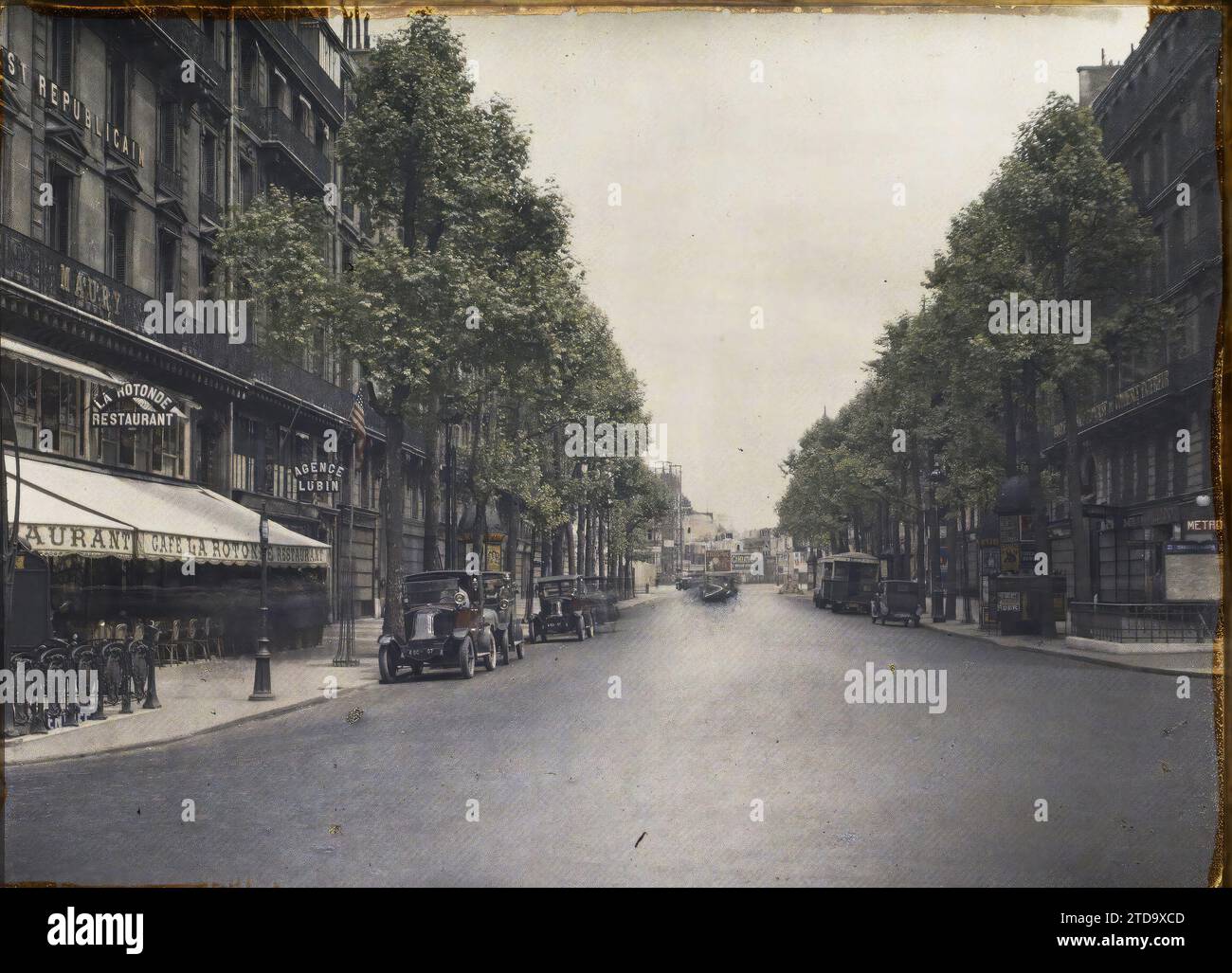 Paris (9th arr.), France Boulevard Haussmann and its extension works ...