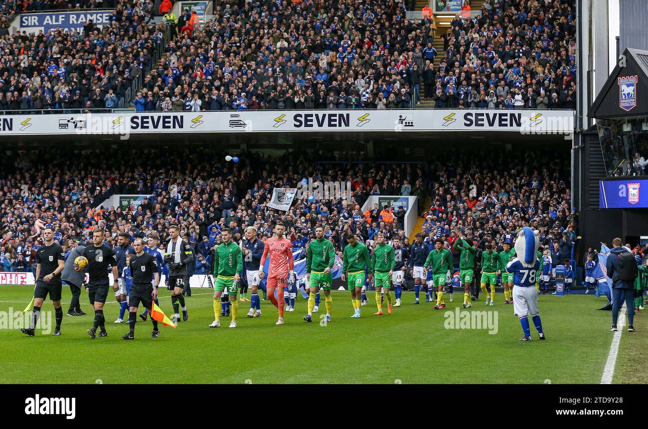 Ipswich, UK. 16th Dec, 2023. Teams walk onto the pitch during the ...
