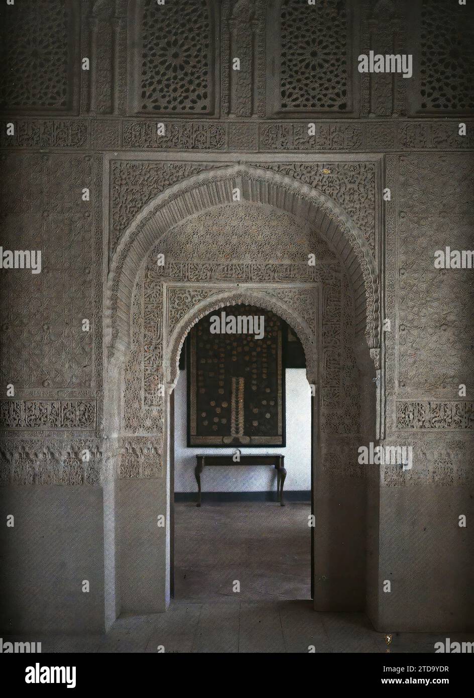 Granada, Spain Alhambra: room 'of the family of the Marquis', Habitat ...