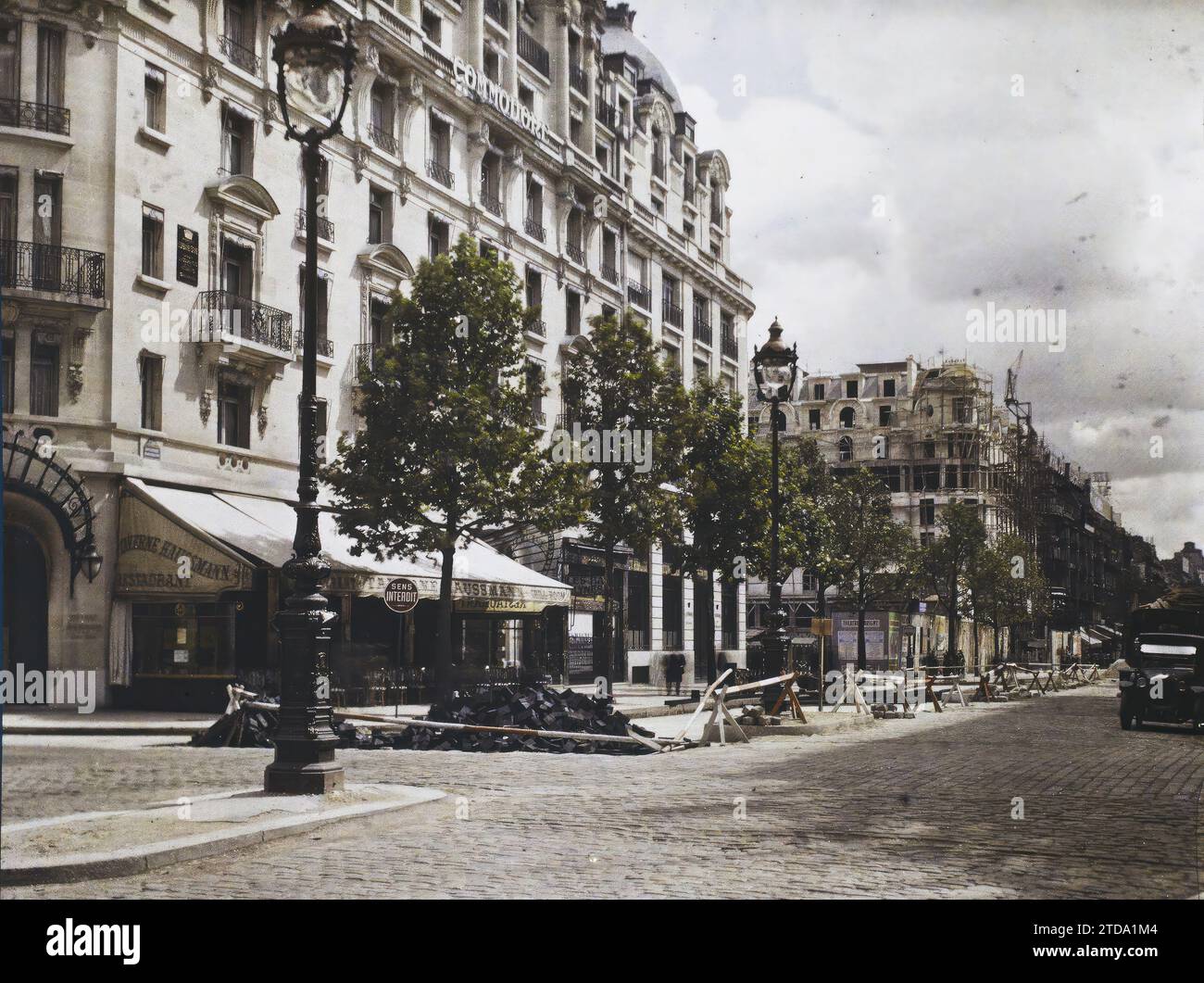 Paris (9th arr.), France The breakthrough of Boulevard Haussmann, at ...