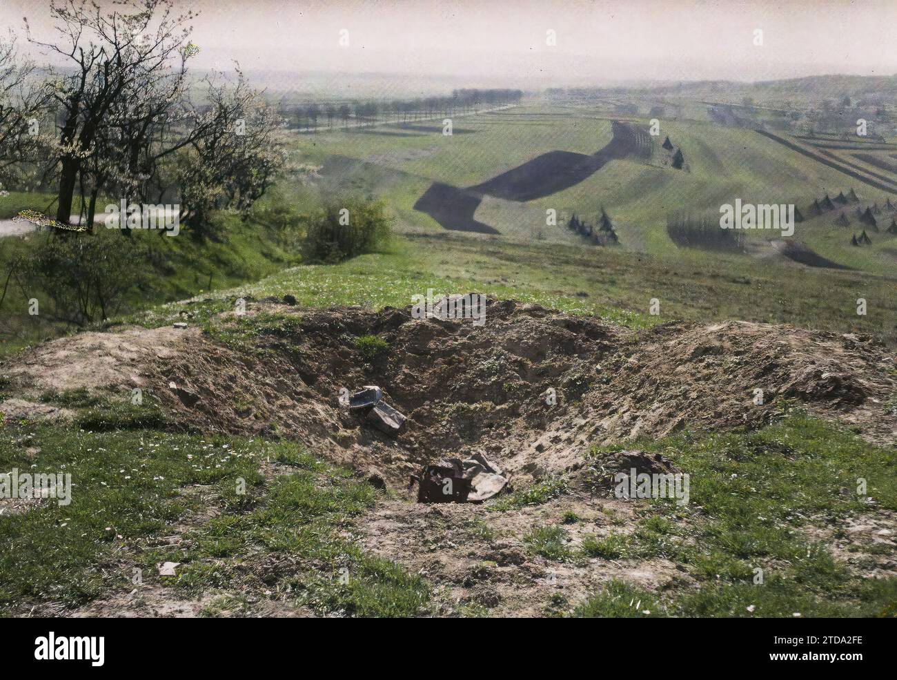Le Léomont, France A shell hole, First World War, Nature, Environment ...