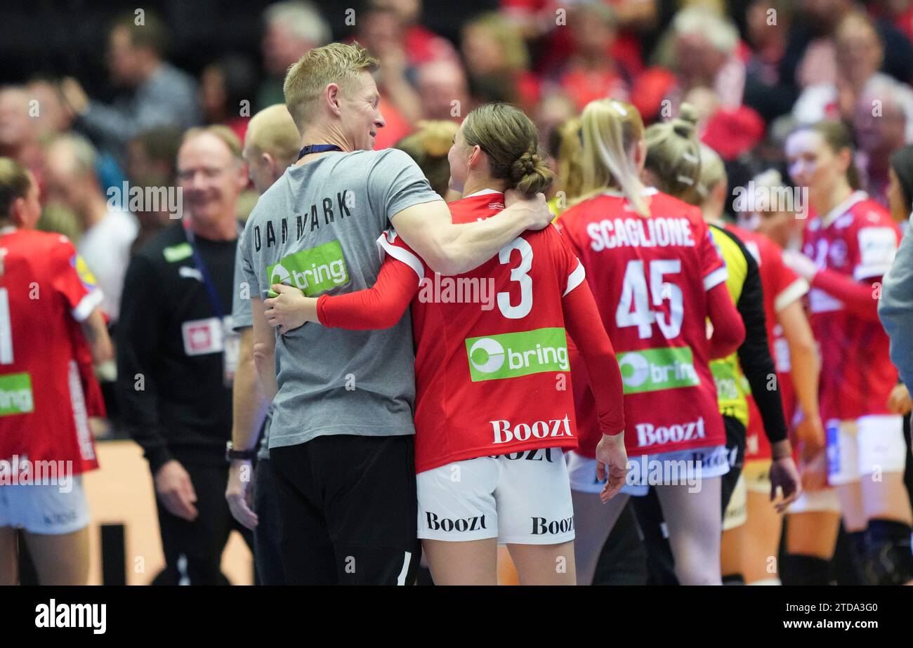 Womens handball danish handball championship hi-res stock photography ...