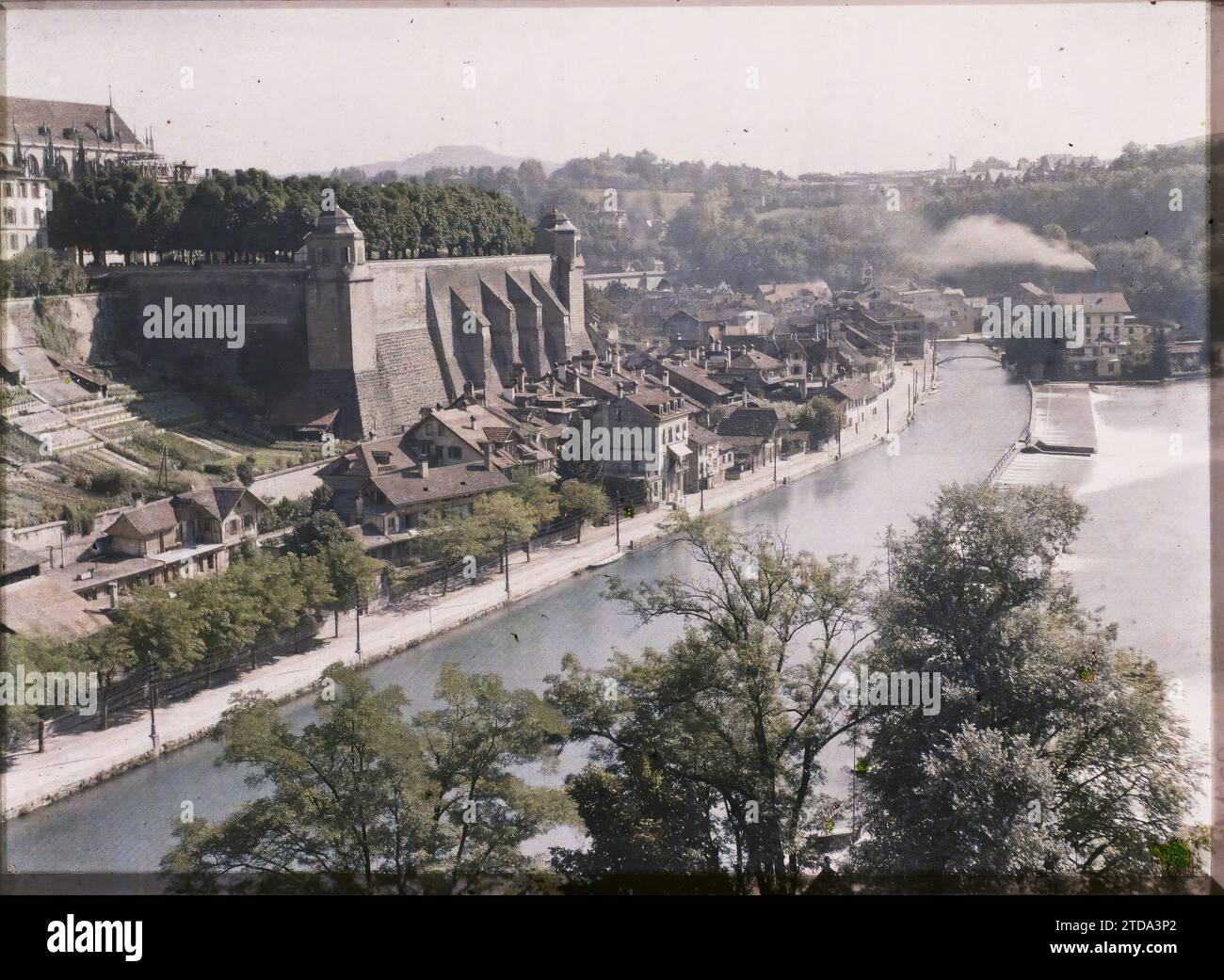 Bern, Switzerland The Münsterplattform, the old town and the Aare ...