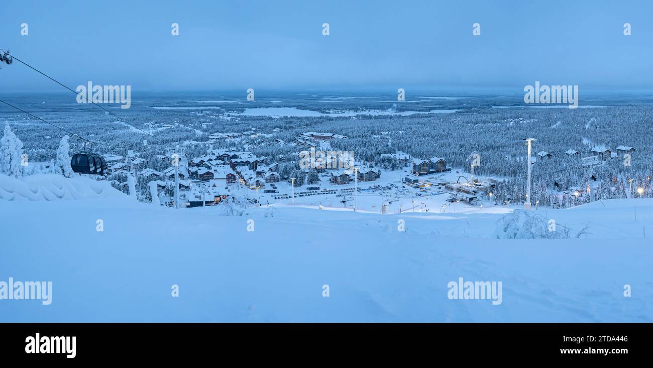 Levi lapland northern lights hi-res stock photography and images - Alamy