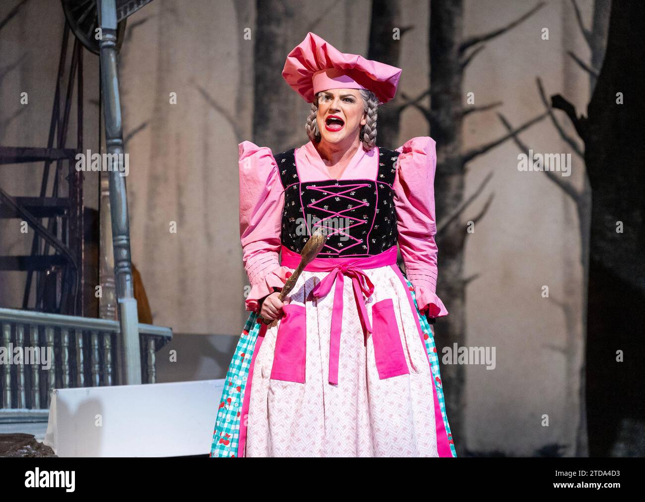 Rosie Aldridge (Witch) in HANSEL AND GRETEL at The Royal Opera, Covent ...