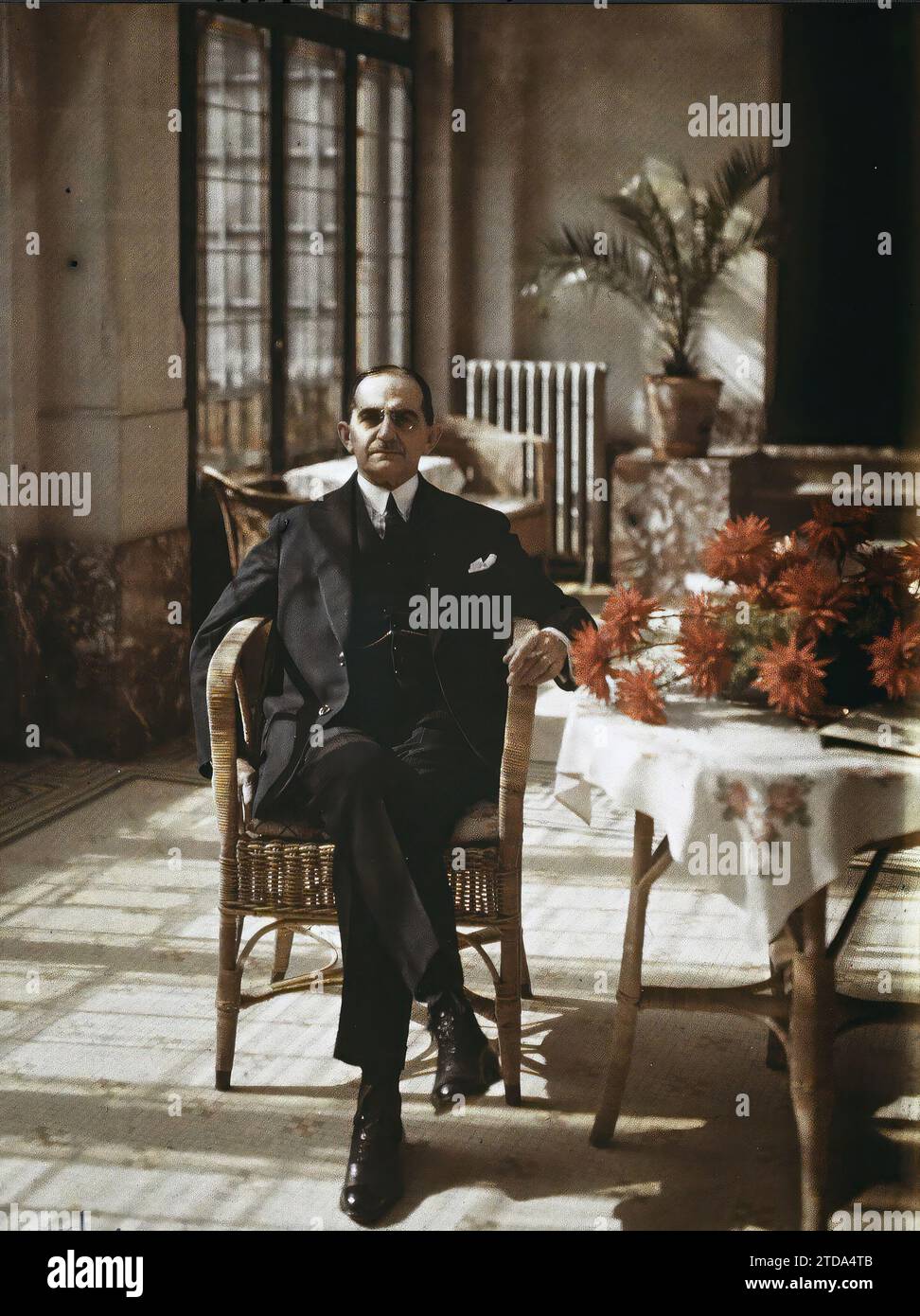 Mr politis hi-res stock photography and images - Alamy