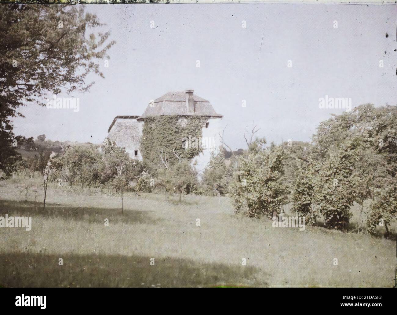 Lugrin, France The fortified house of Chatillon, Economic activity, HD ...