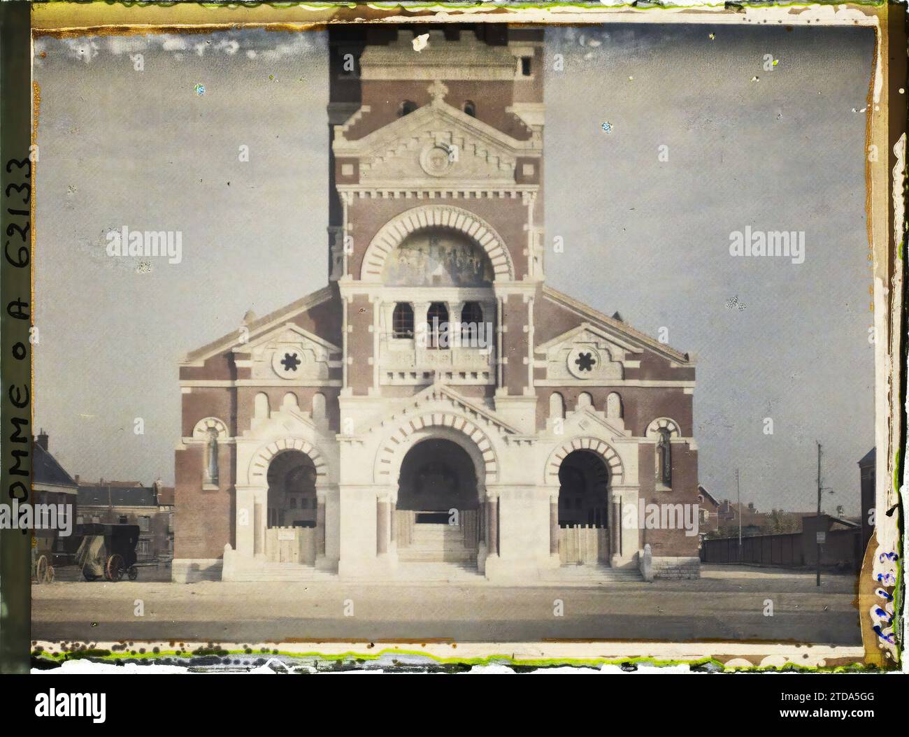 Albert, France, Religion, First World War, Habitat, Architecture ...