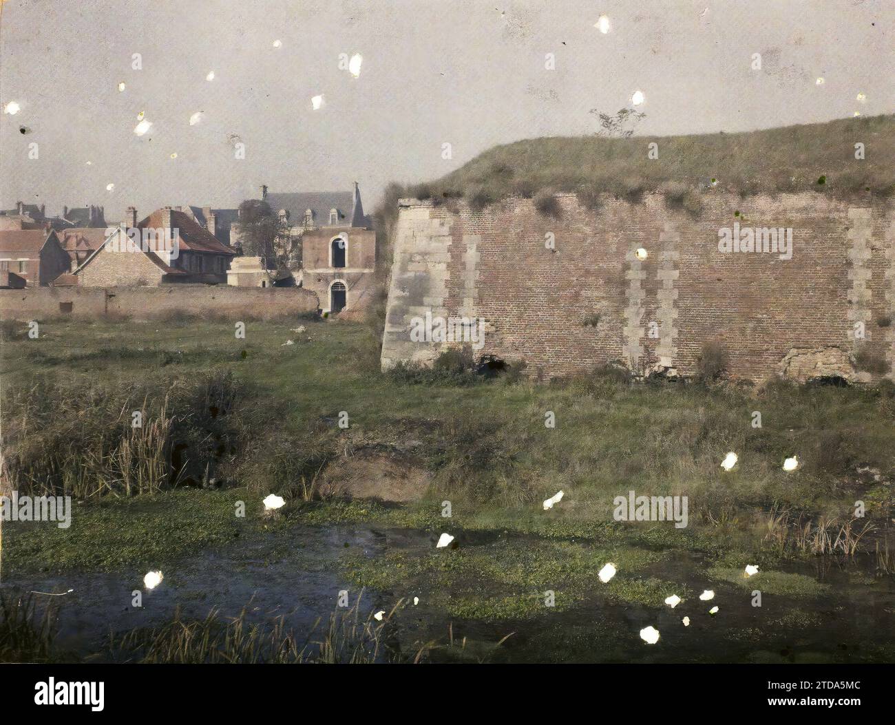 Péronne, France, Nature, Environment, Habitat, Architecture, First ...