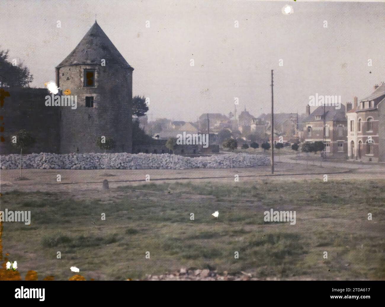 Péronne, France, Habitat, Architecture, First World War, Works, Tower ...