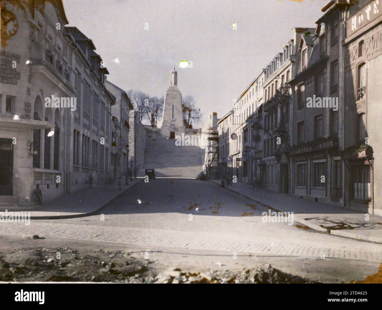 Verdun, France, Habitat, Architecture, Art, First World War, Statue ...