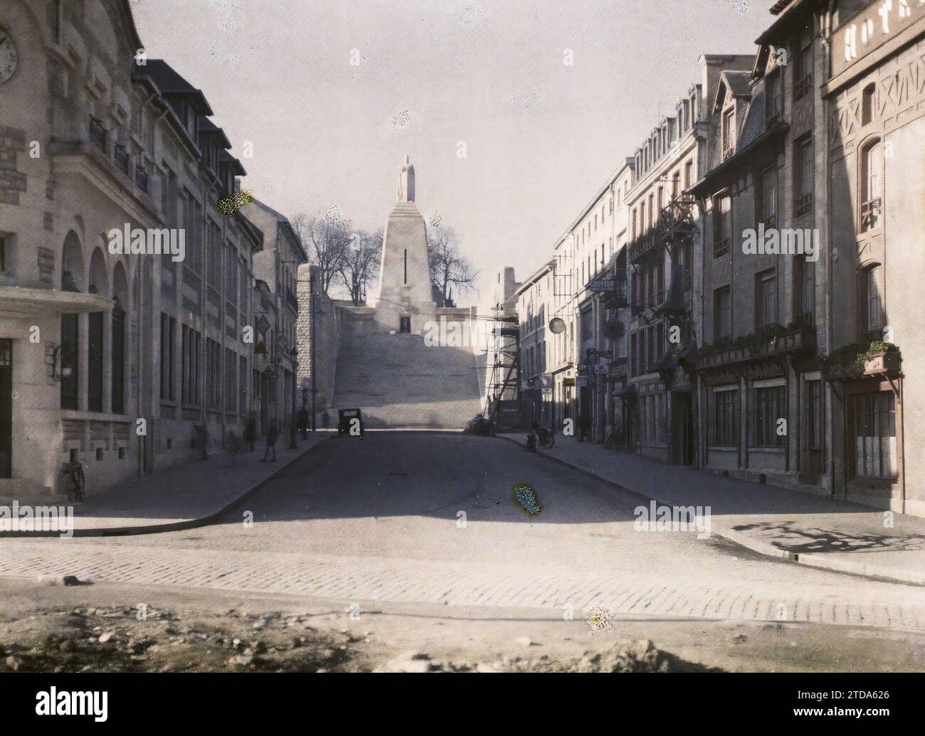 Verdun, France, Habitat, Architecture, Art, First World War, Statue ...