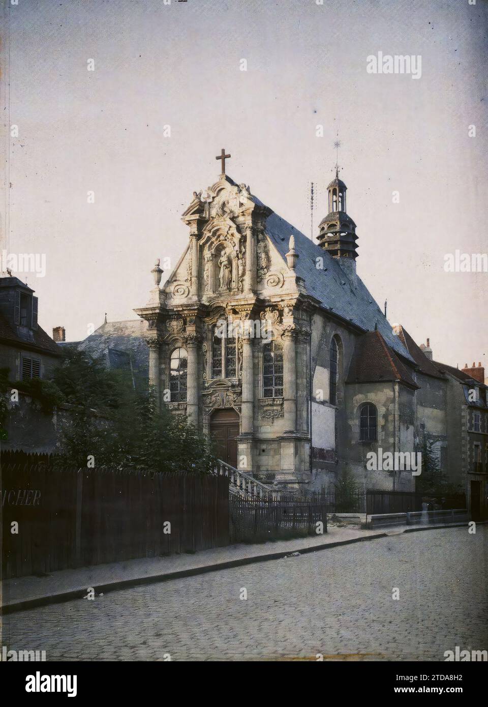 Nevers, France Sainte-Marie chapel, Religion, Art, Habitat ...