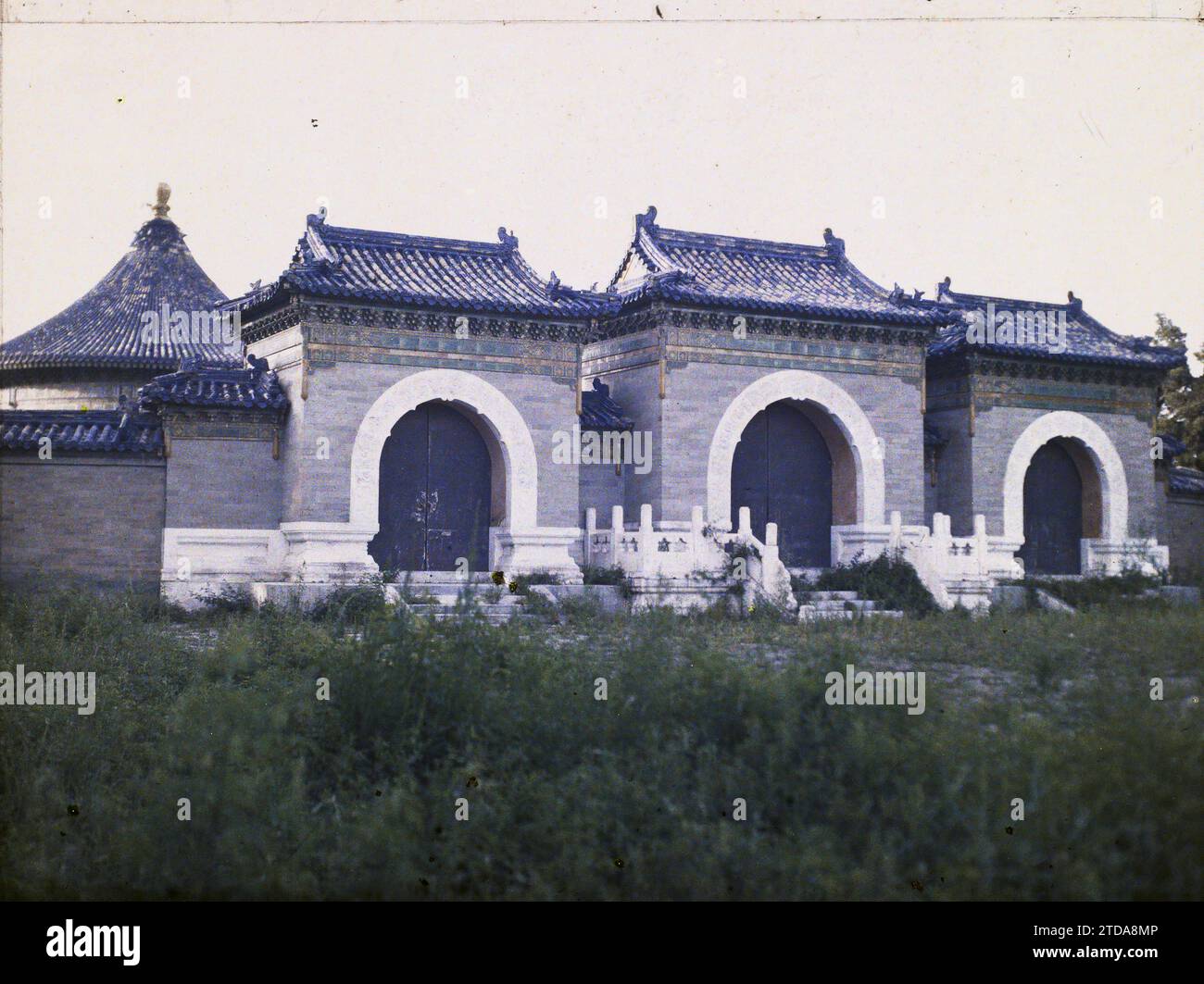 Temple fortified architecture door religious architecture habitat ...