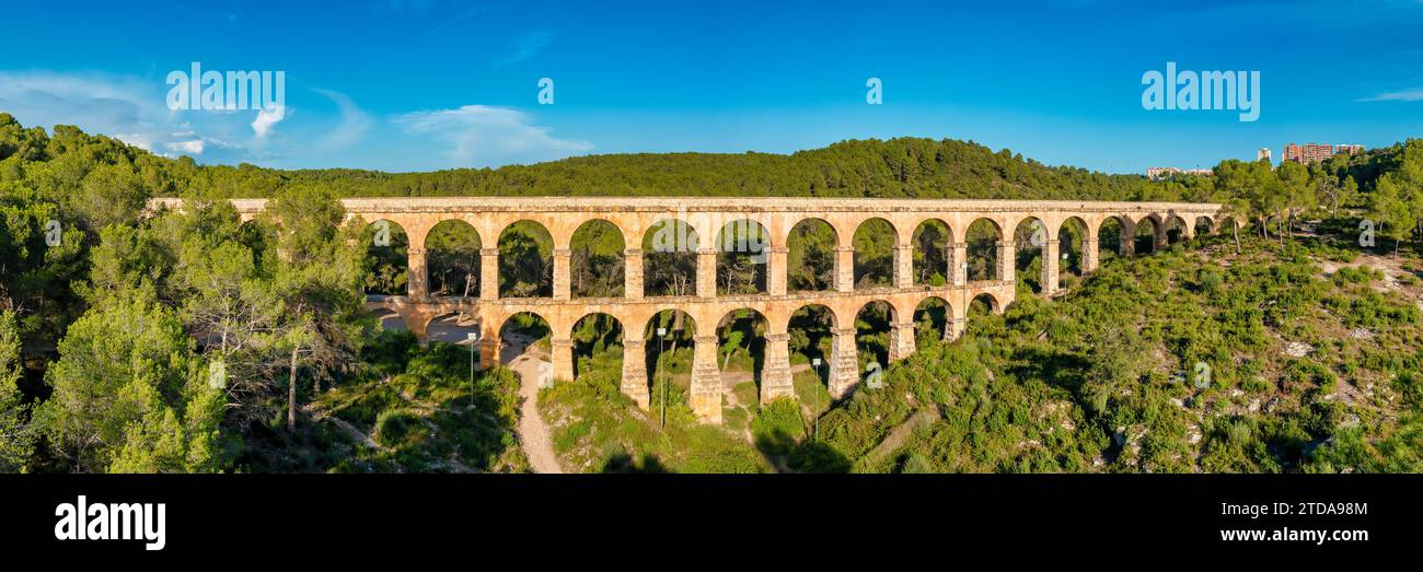 Acueducto ferreres hi-res stock photography and images - Alamy