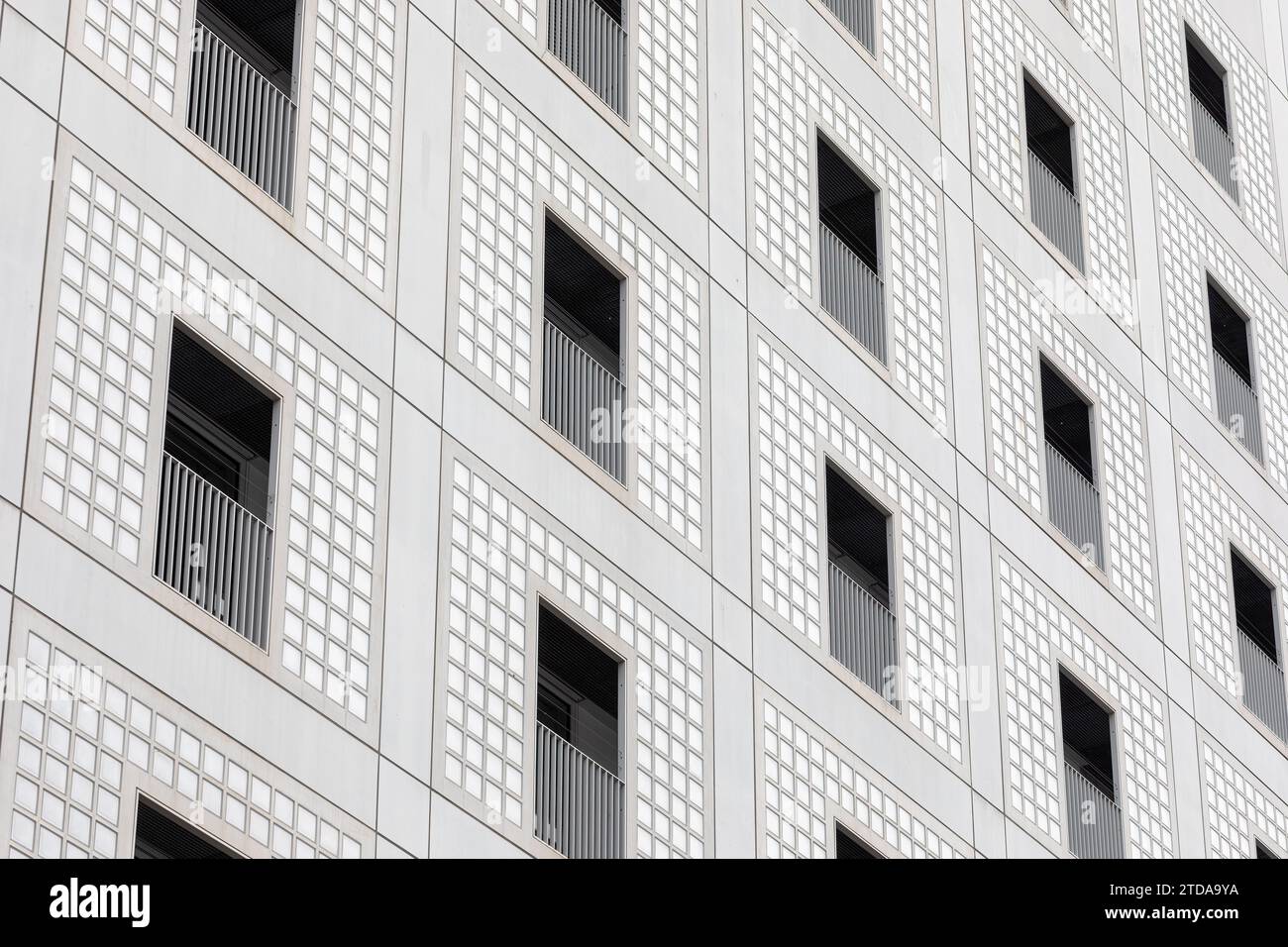 Exploring the Outside Beauty of Stuttgart's Public City Library ...