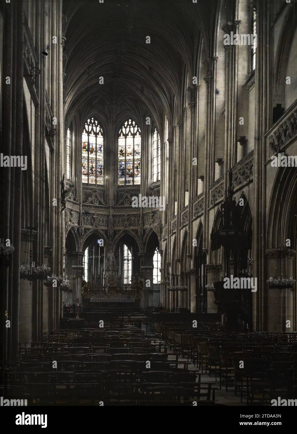 Caen, Calvados, Normandy, France Interior of Saint-Pierre Church ...