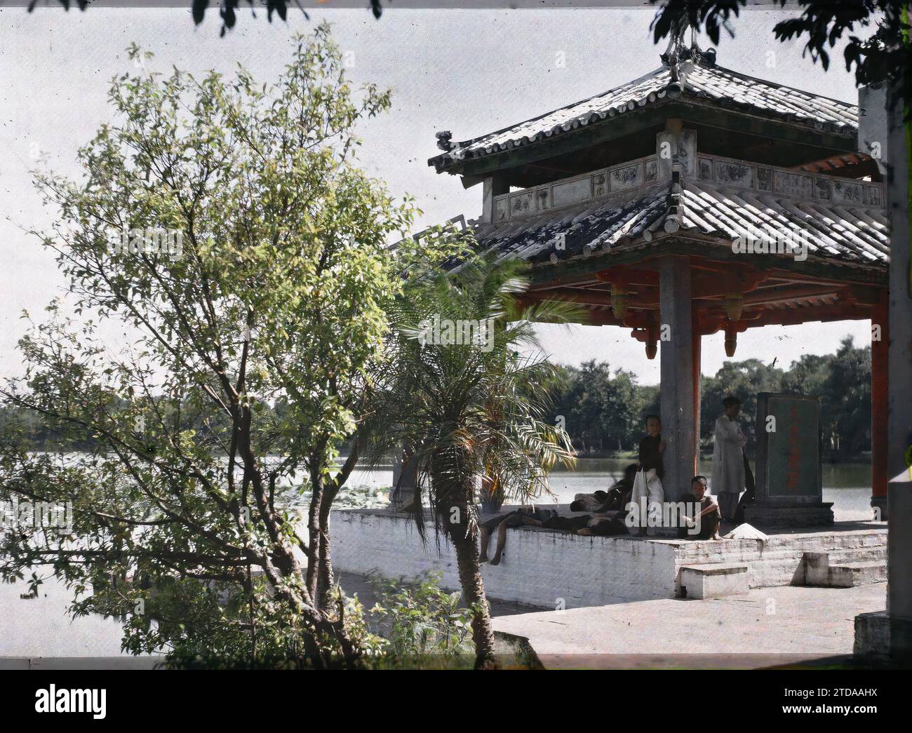 Hà-nôi, Hainoi Vietnam, Tonkin, Indochina The Thui-toa 'Waterside Kiosk ...
