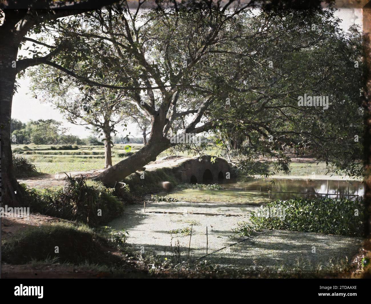 Dinh cong hi-res stock photography and images - Alamy