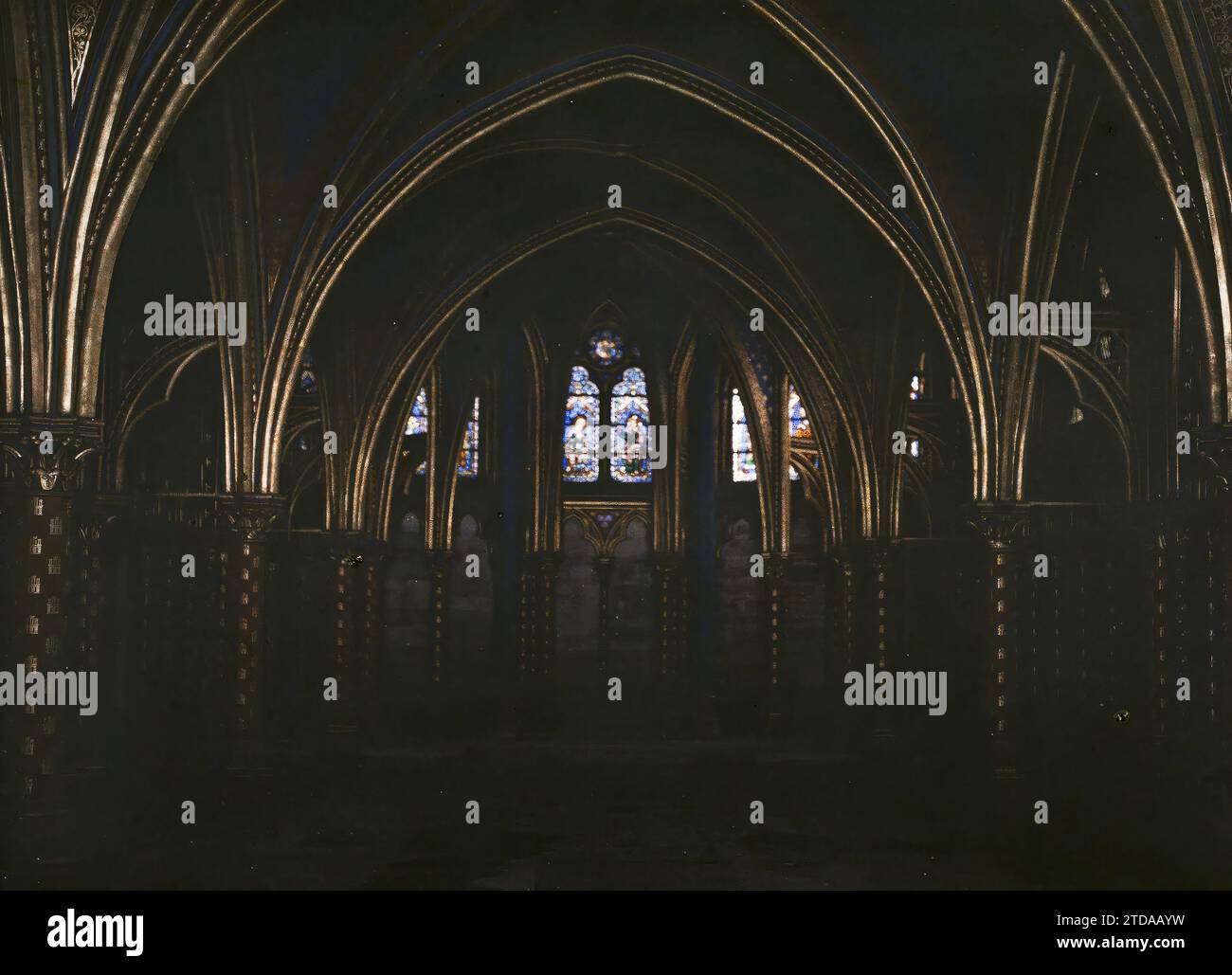 Paris (IVth arr.), France The lower chapel of the Sainte-Chapelle ...