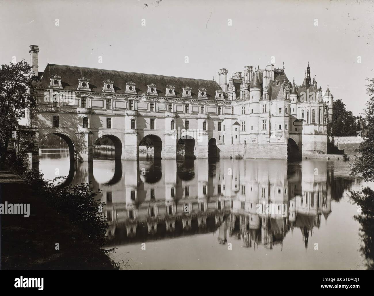 Civil engineering river hydrography renaissance pediment palace hi-res ...