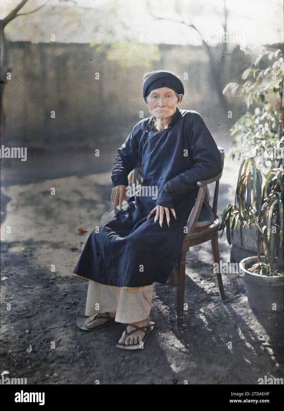 Man full size photo hi-res stock photography and images - Alamy