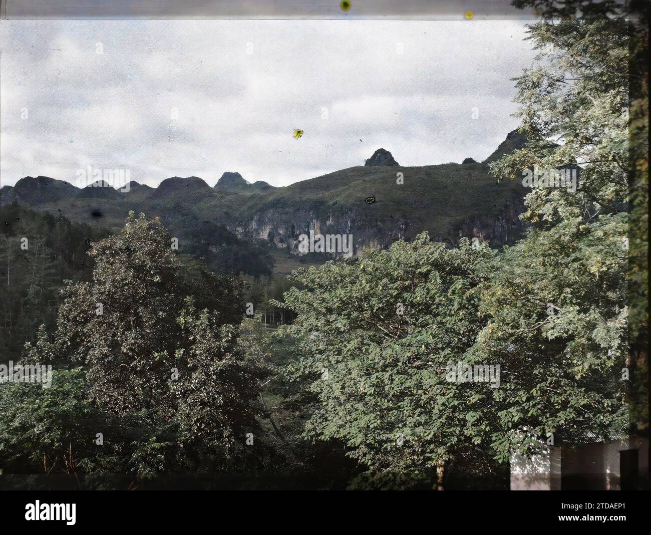 China gate dong dang hi-res stock photography and images - Alamy