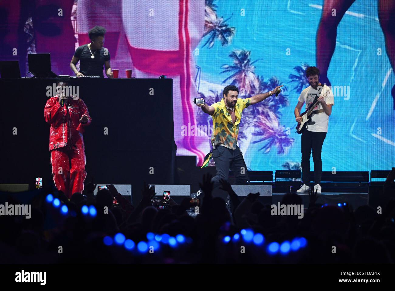 Ajr singer hi-res stock photography and images - Alamy