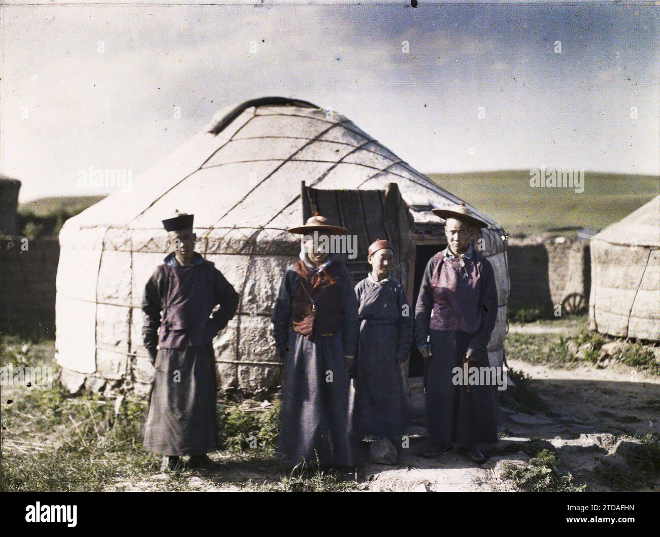 Mongolia mongolian youth groups hi-res stock photography and images - Alamy