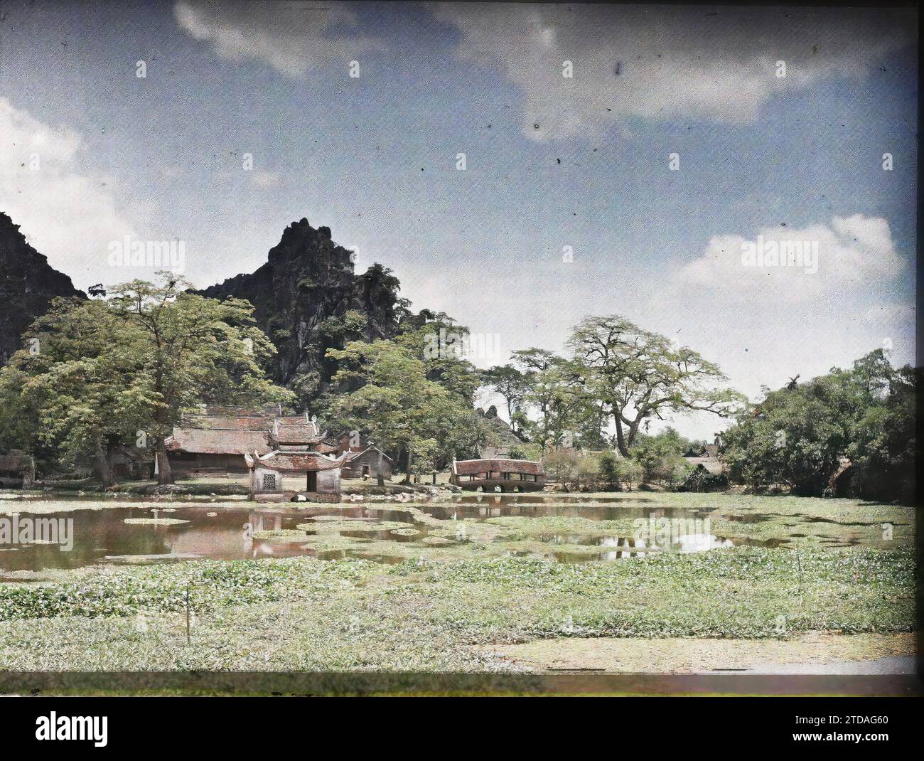 Province of So' n-tâi, Tonkin, Indochina An overview of the Thay pagoda ...