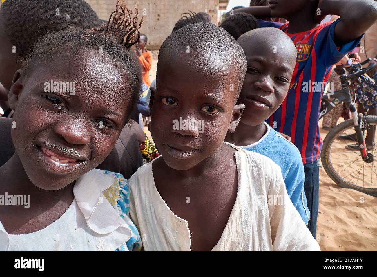 African school kid in uniform hi-res stock photography and images - Alamy