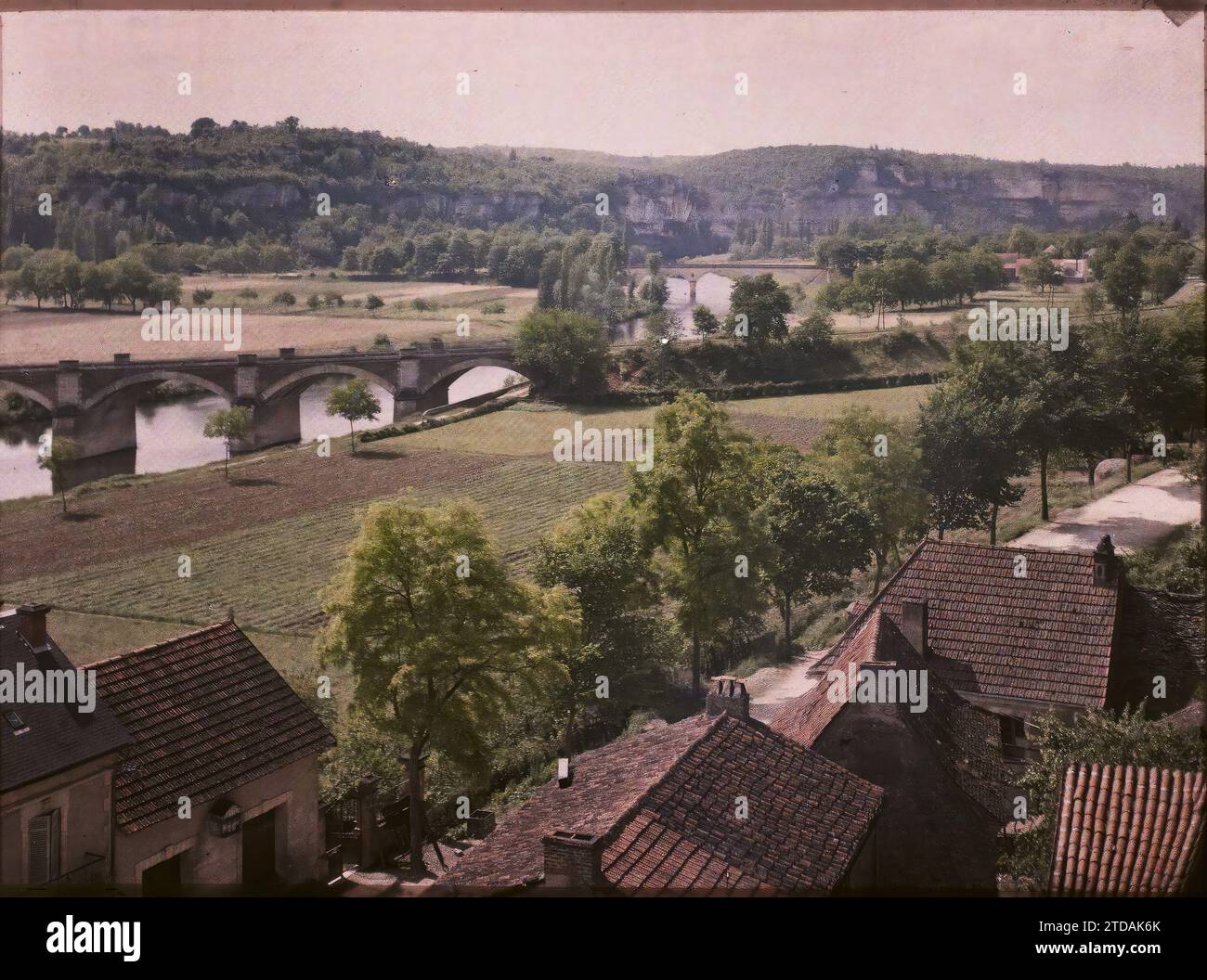 Vezere valley upstream hi-res stock photography and images - Alamy
