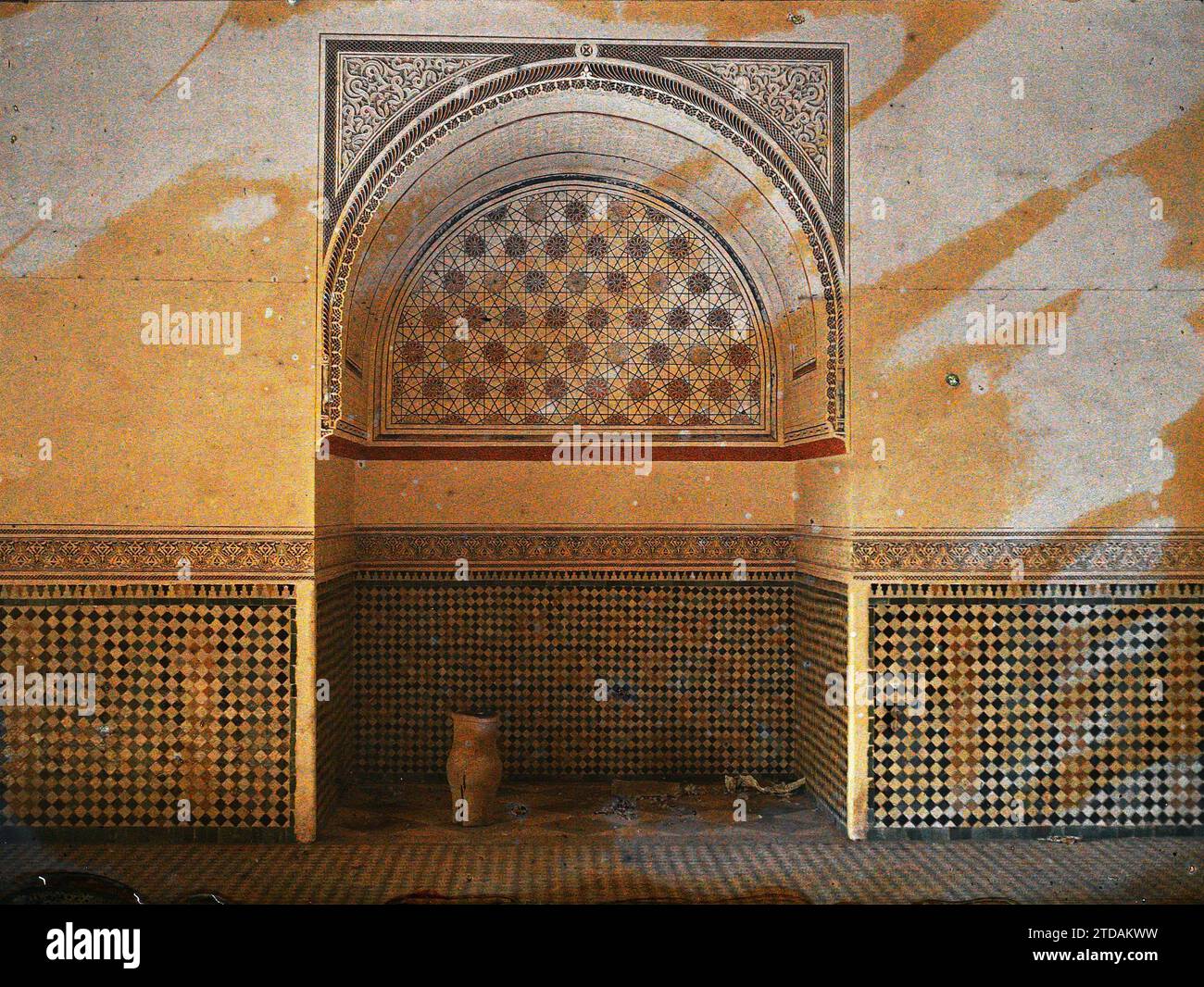 Interior of a sultan pavilion hi-res stock photography and images - Alamy