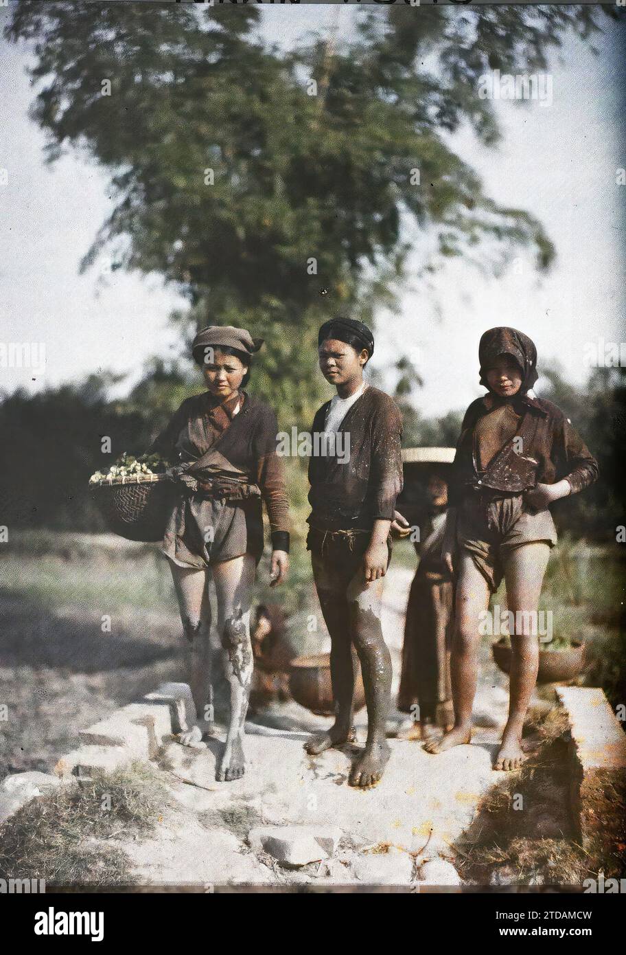 Human hunting costume hi-res stock photography and images - Alamy