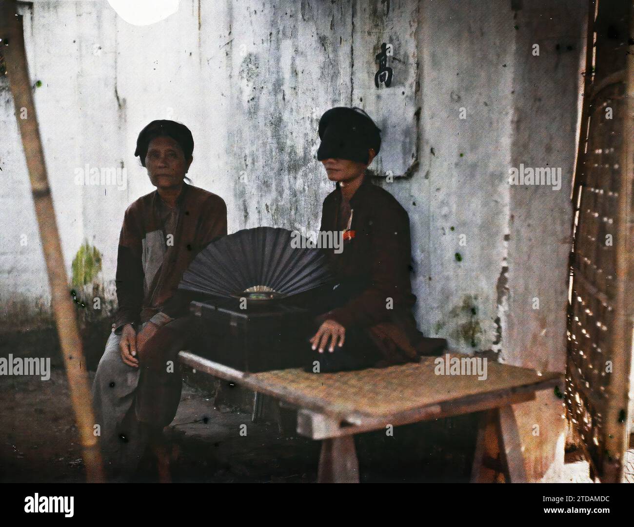 Tonkin, Indochina A fortune teller, Human beings, Clothing, Inscription ...