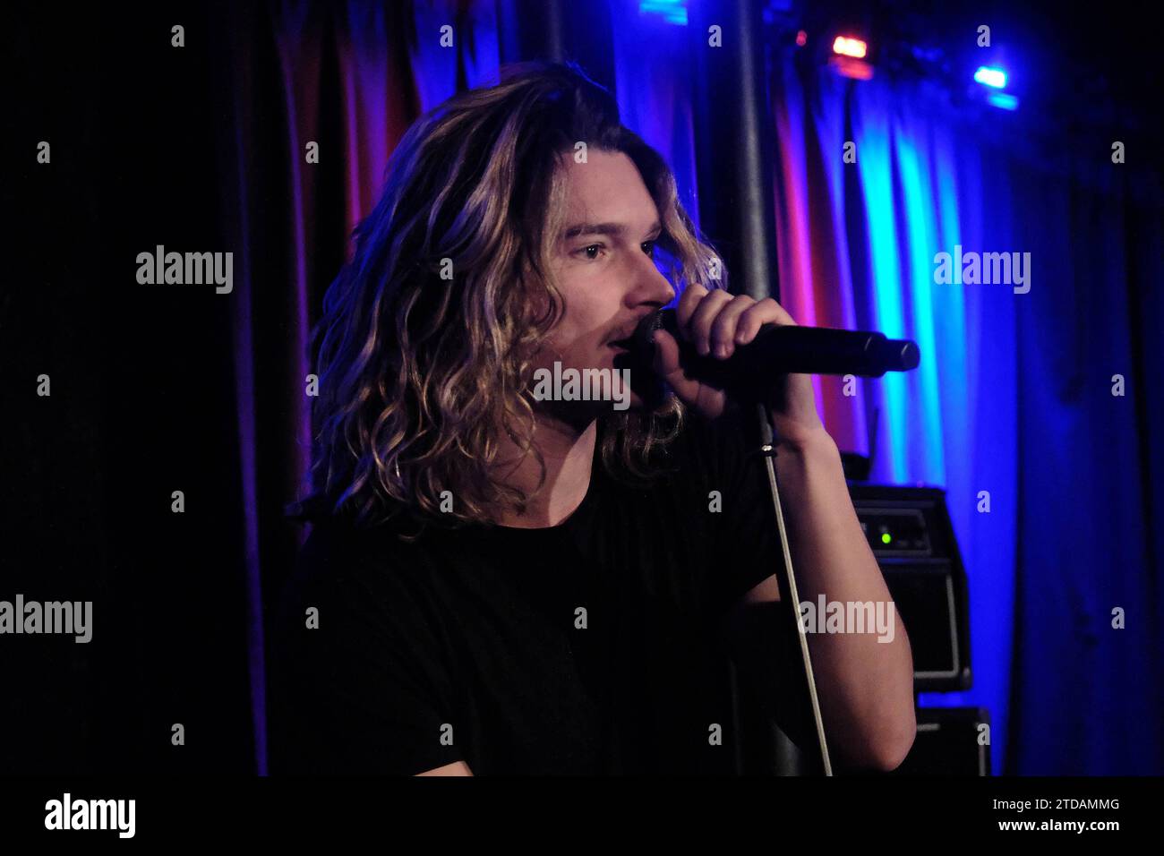 10.12.2023 xkhx Kassel, Theaterstübchen Konzert Molly Hatchet itarre ...