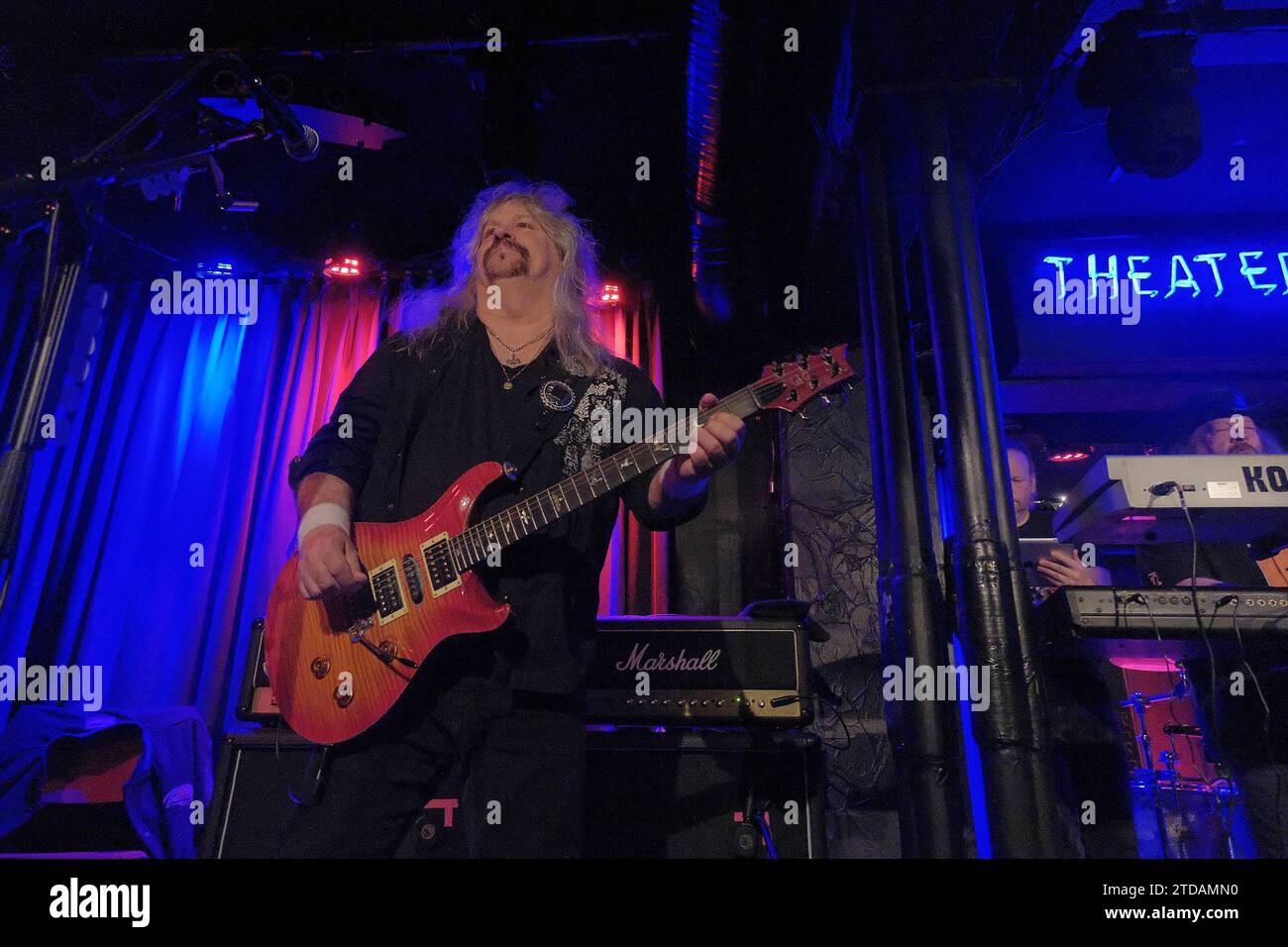 10.12.2023 xkhx Kassel, Theaterstübchen Konzert Molly Hatchet itarre ...