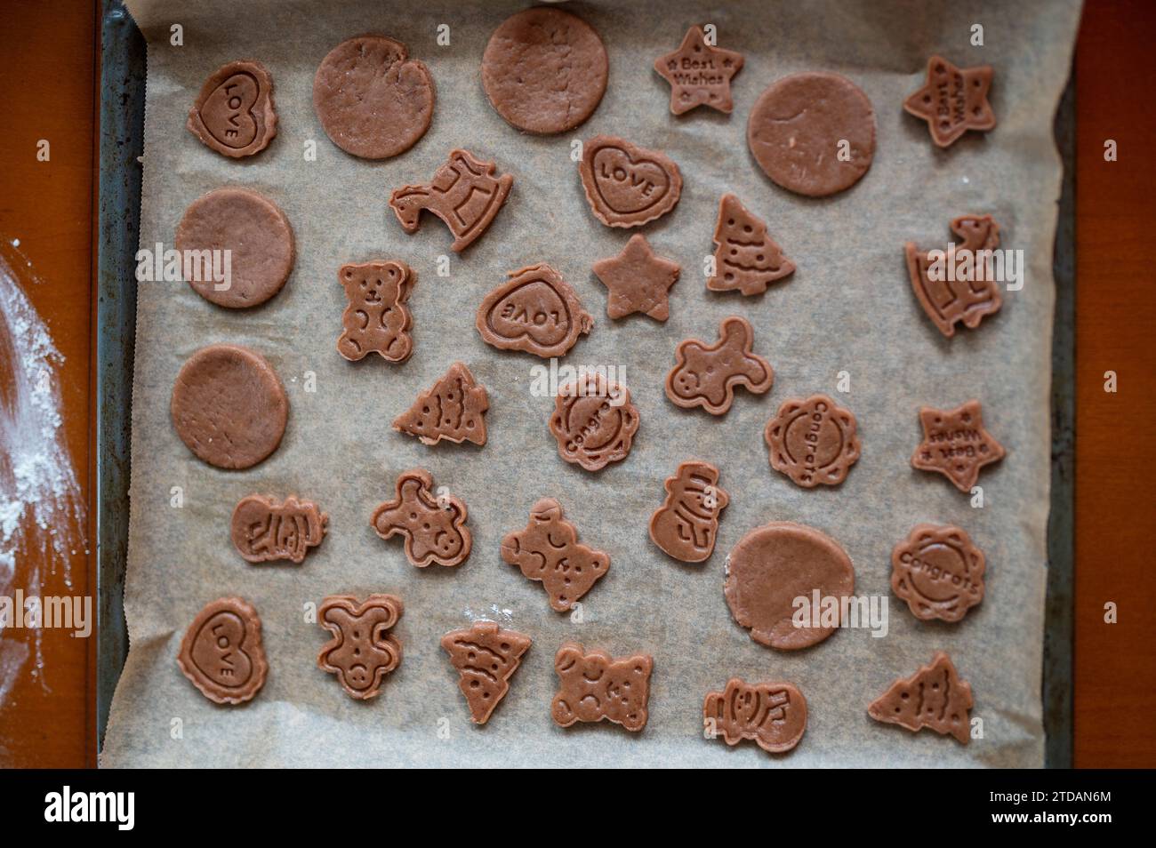 Homemade gingerbread making before Christmas Stock Photo - Alamy