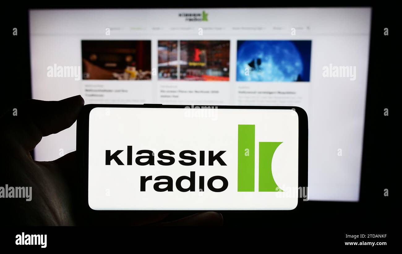Klassik radio logo hi-res stock photography and images - Alamy