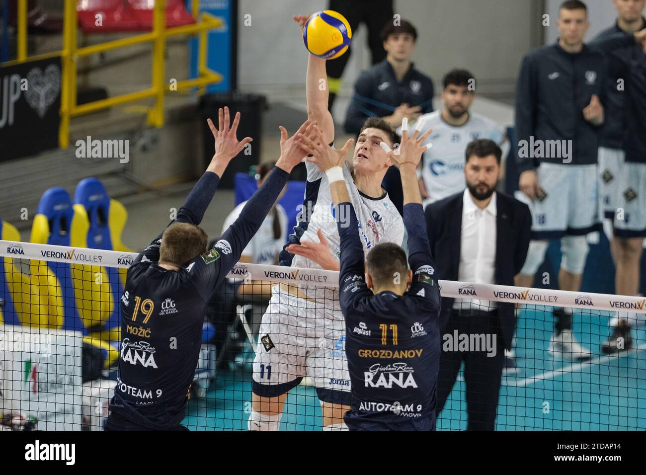Verona, Italy. 17th Dec, 2023. Spike of Theo Faure of Cisterna Volley during the match between ...
