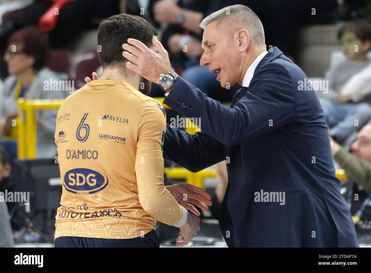Verona, Italy. 17th Dec, 2023. Radostin Stoytchev head coach of Rana ...
