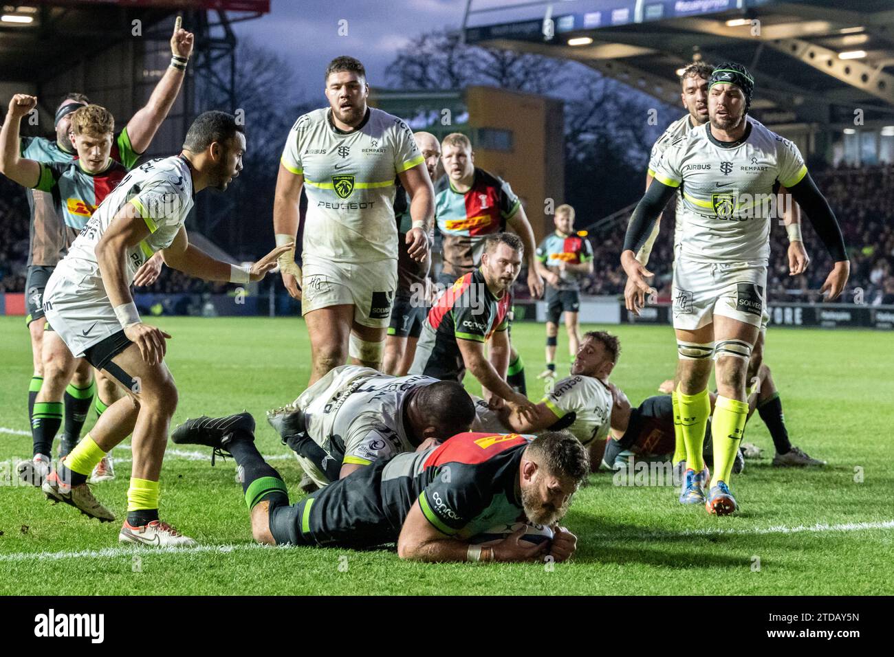 Replacement second-rower Irne Herbst crosses the line for Harlequins in ...
