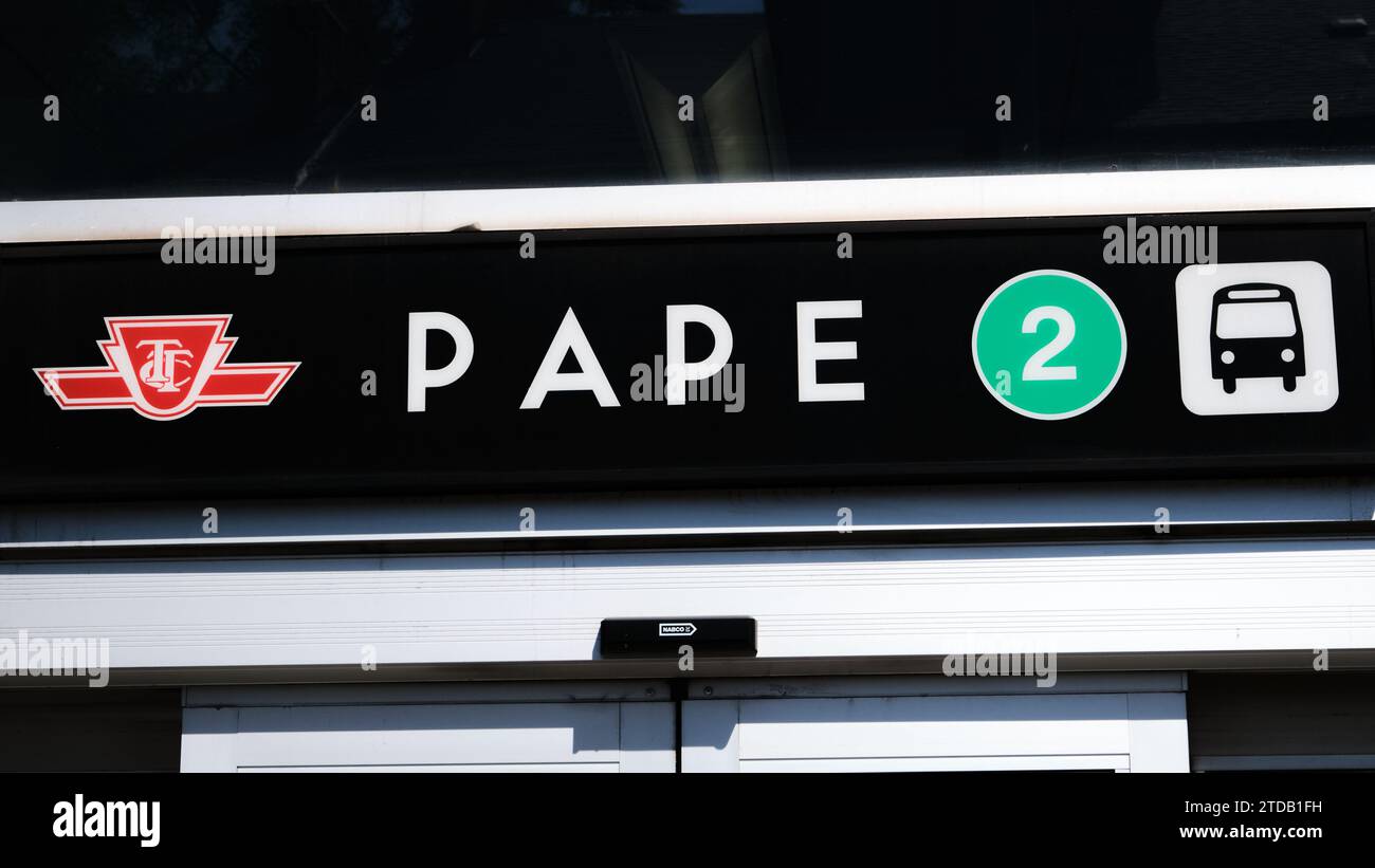 Pape station hi-res stock photography and images - Alamy