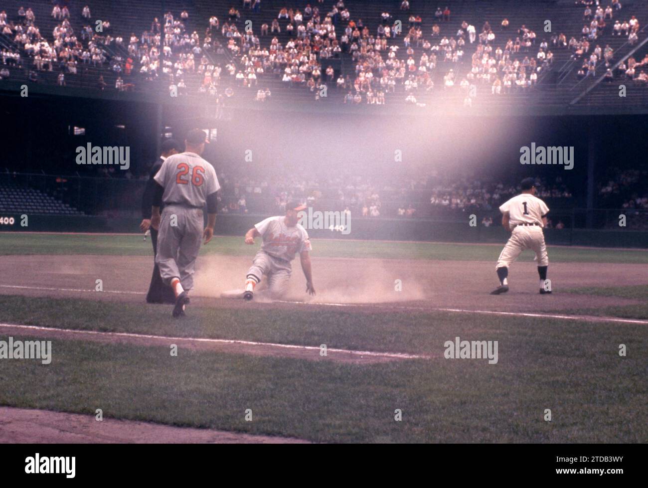 DETROIT, MI - JUNE 28: Gene Woodling #14 of the Baltimore Orioles ...