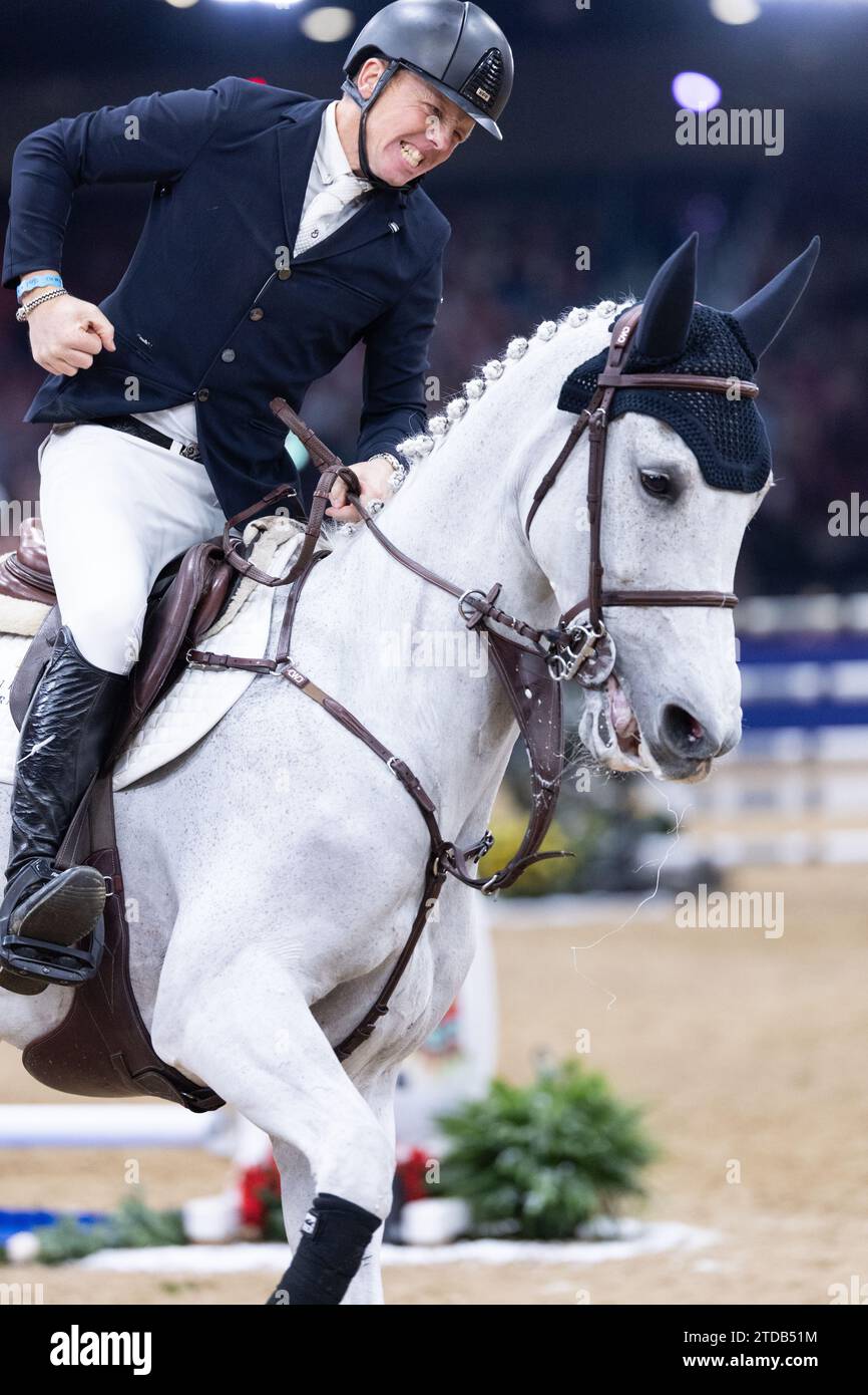 London, UK. December 17, 2023. Matthew Sampson of Great Britain with ...