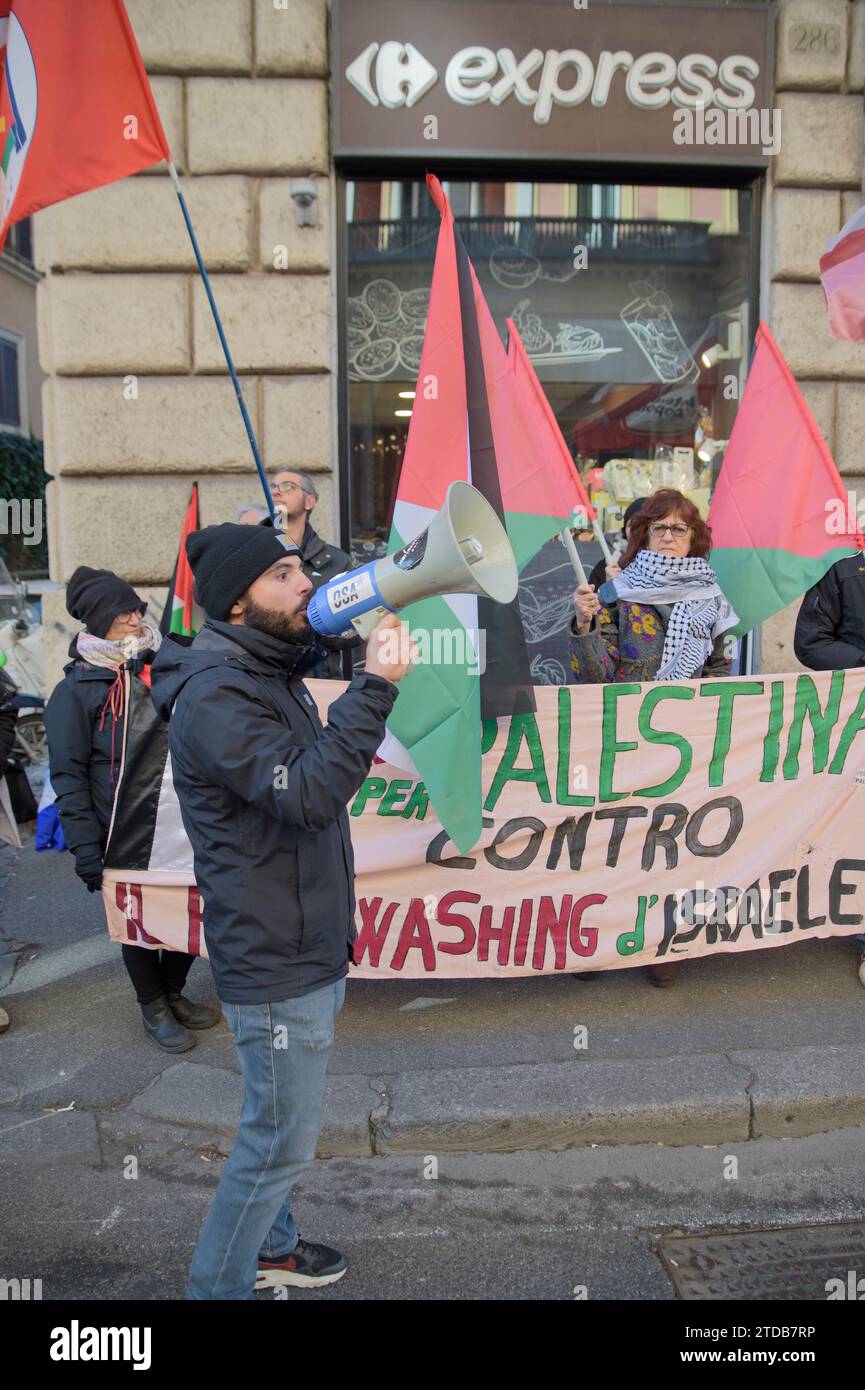 Rome, Italy. 16th Dec, 2023. An activist for the Palestinian cause ...