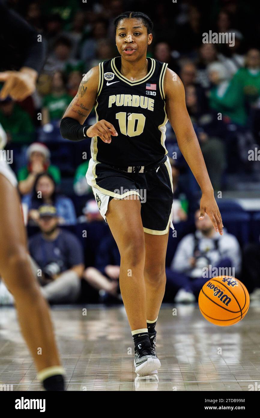 Purdue basketball court hi-res stock photography and images - Alamy