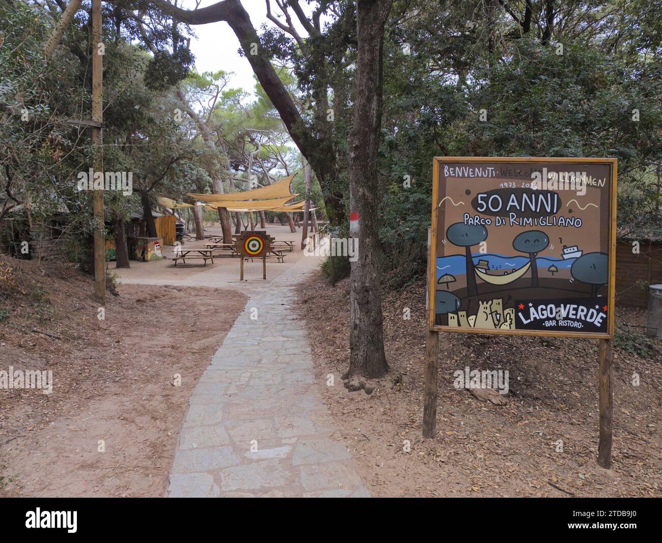 Lago Verde (Green Lake), beach bar in the park of Rimigliano, Tuscany ...