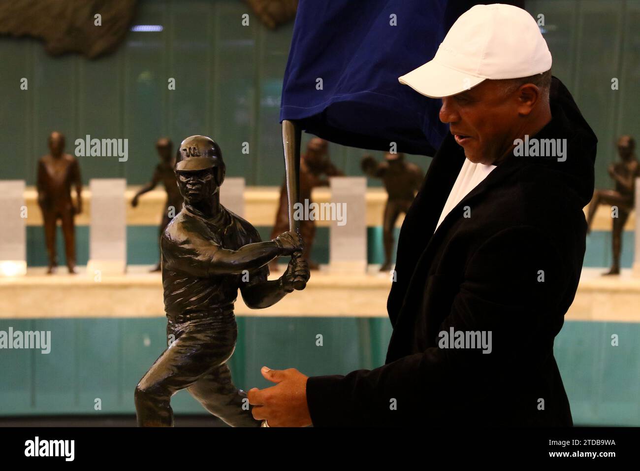 Valencia mall hi-res stock photography and images - Alamy