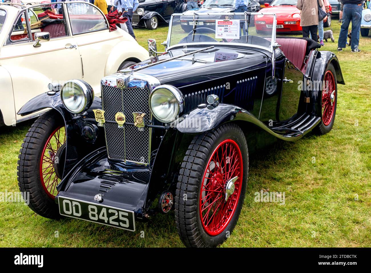 1933 MG J2 sports car Stock Photo - Alamy